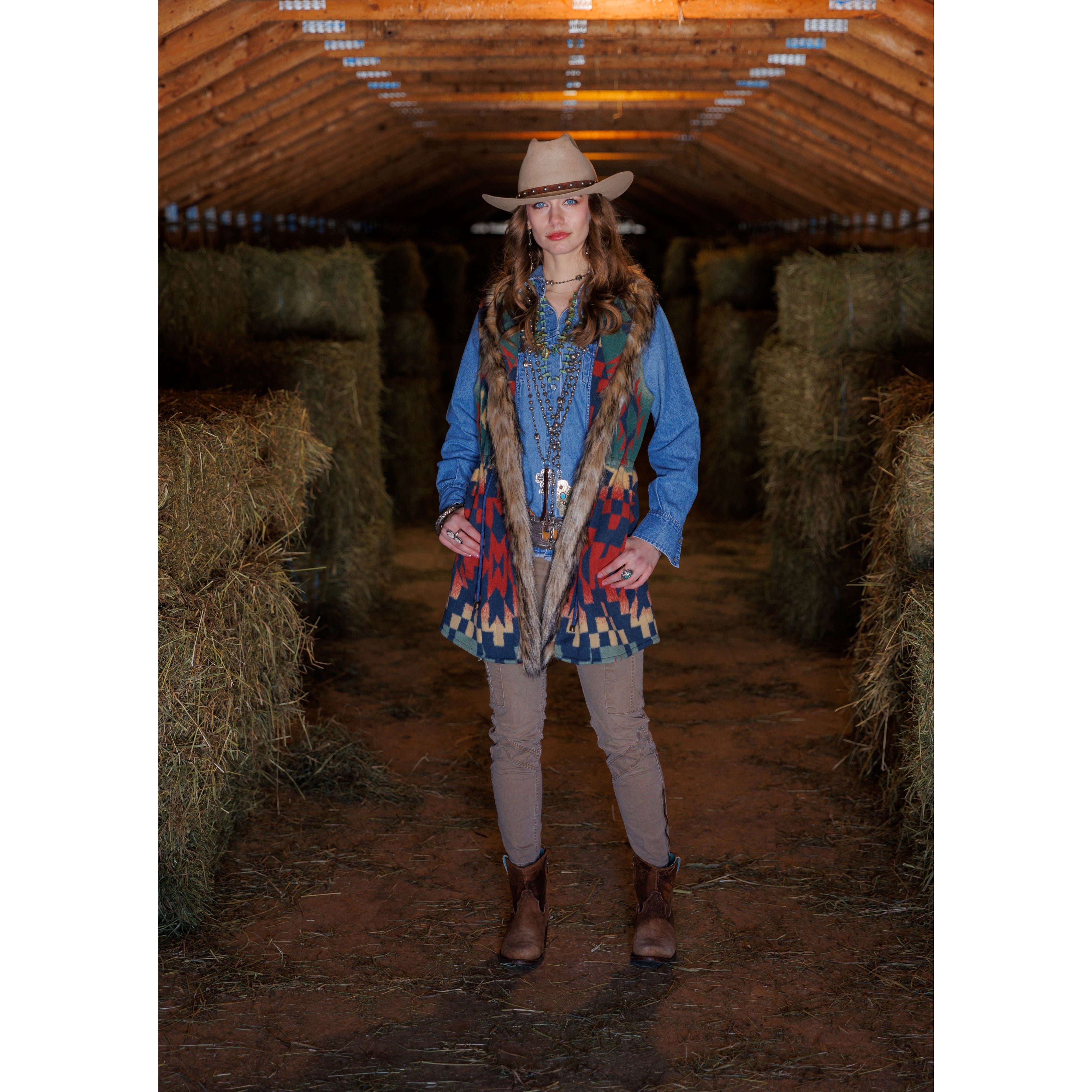 Tasha Polizzi Women's Saddle Vest – West 20 Saddle Co.