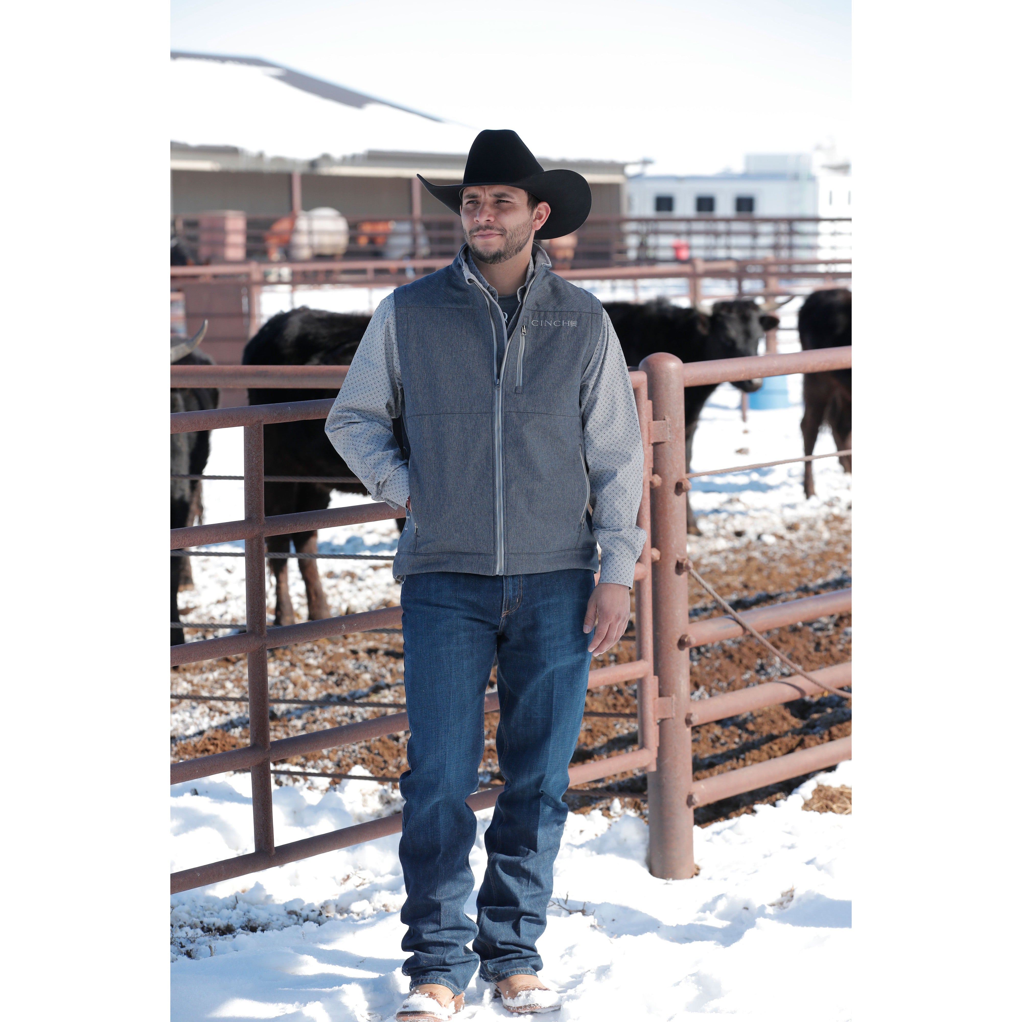 Cinch Men's Navy Bonded Vest – West 20 Saddle Co.