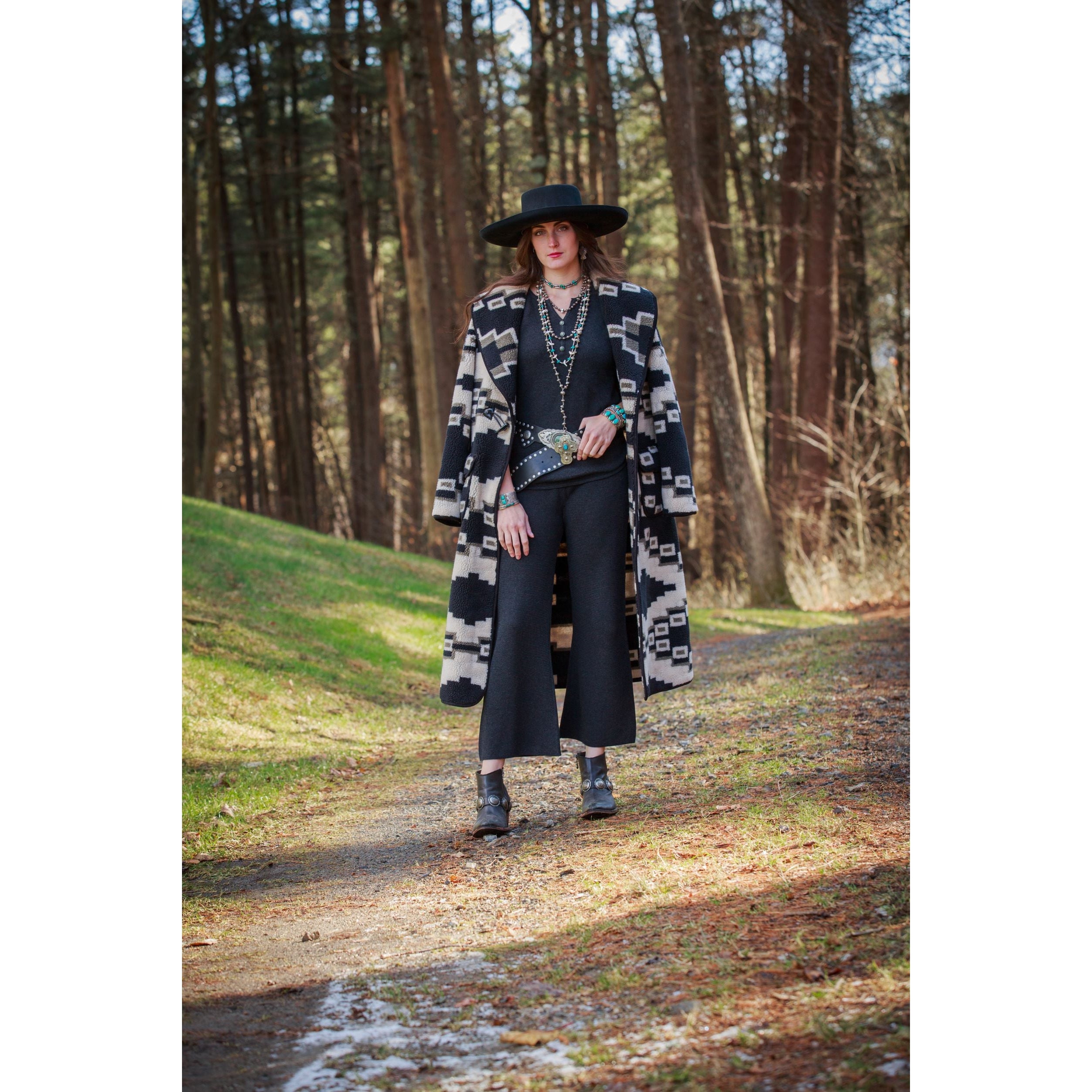 Tasha Polizzi Women's Becket Blanket Coat – West 20 Saddle Co.